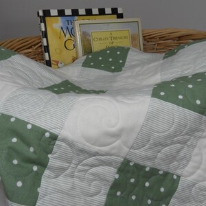 Handmade Baby Quilt/green Baby Quilt/gender Neutral Quilt/plaid Baby ...