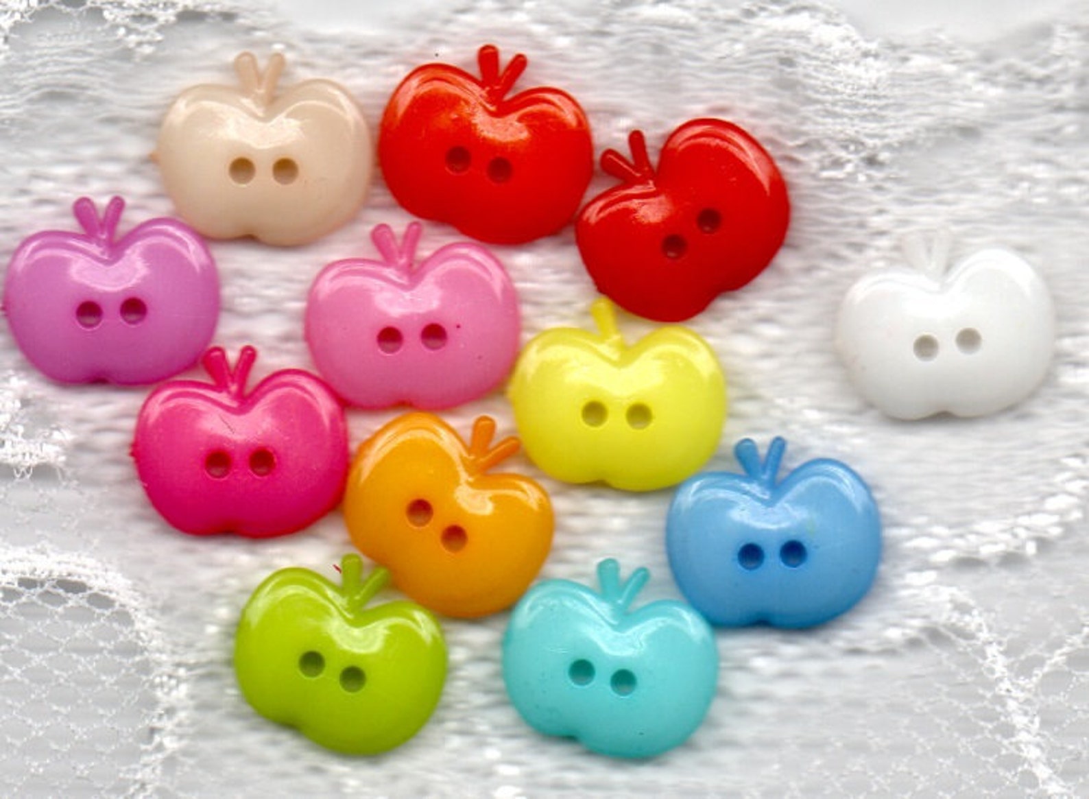 5 Children's Buttons, Apples - Etsy