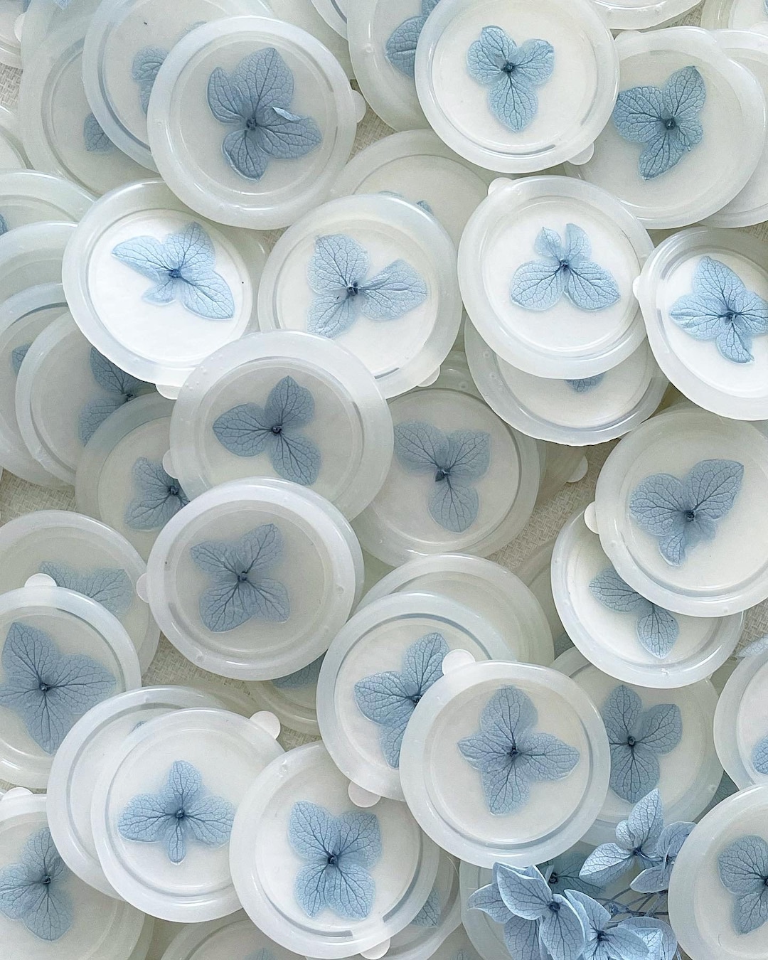 Baby Blue/ Light Blue Vellum Hydrangea Wax Seals - Etsy