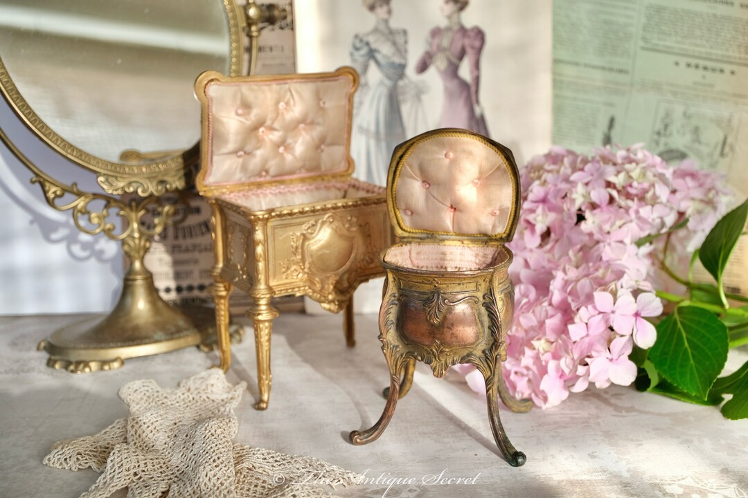Antique French Napoleon III Regule Trinket Chest, Pink Tufted Silk ...