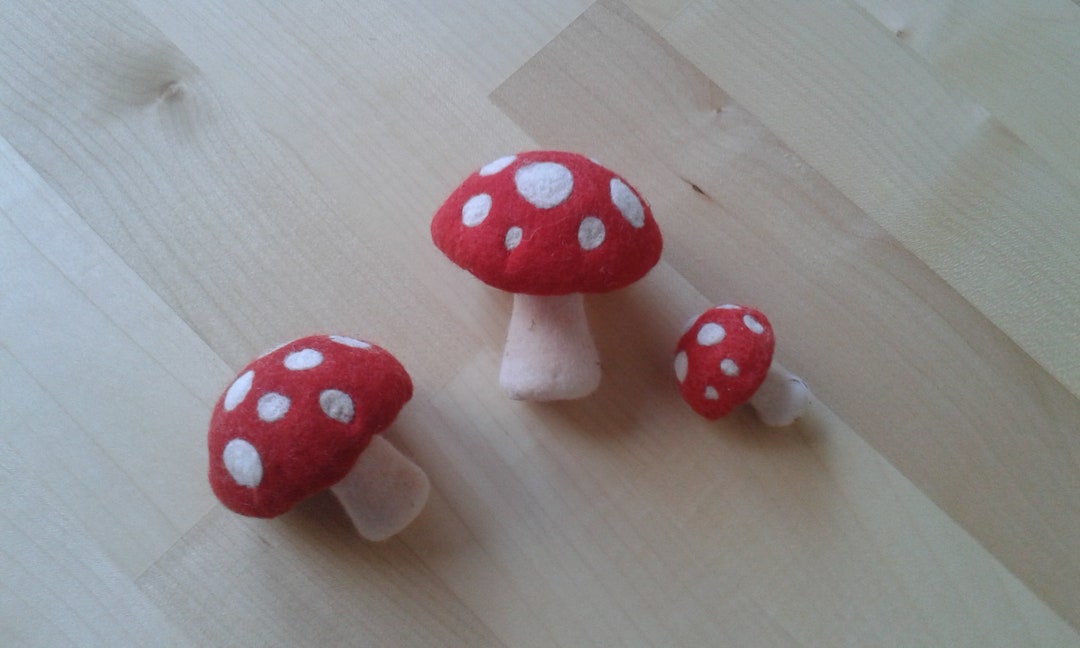 3 Felted Toadstools - Etsy