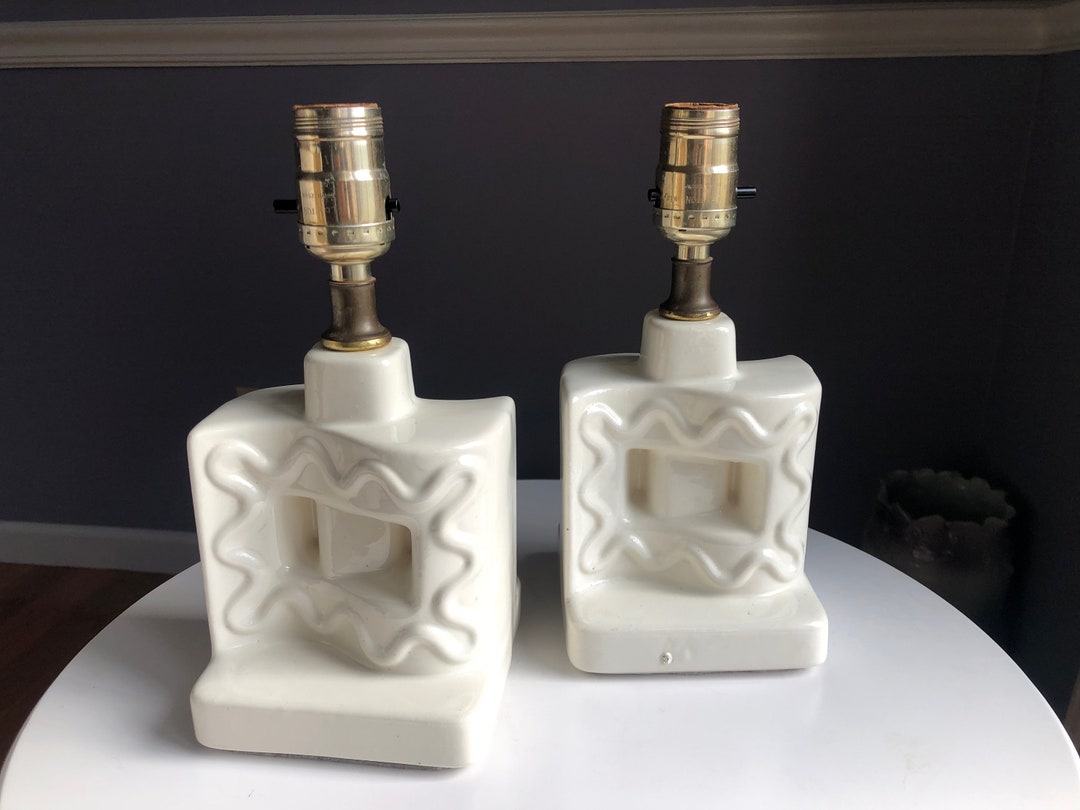 Vintage Ceramic Table Lamps - Vintage Creamy Ivory Ceramic Table Lamps ...