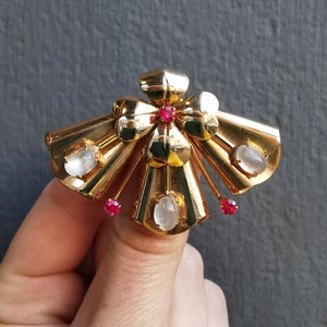 Vintage 10kt Coro Moonstone & Ruby Fan Brooch - Etsy
