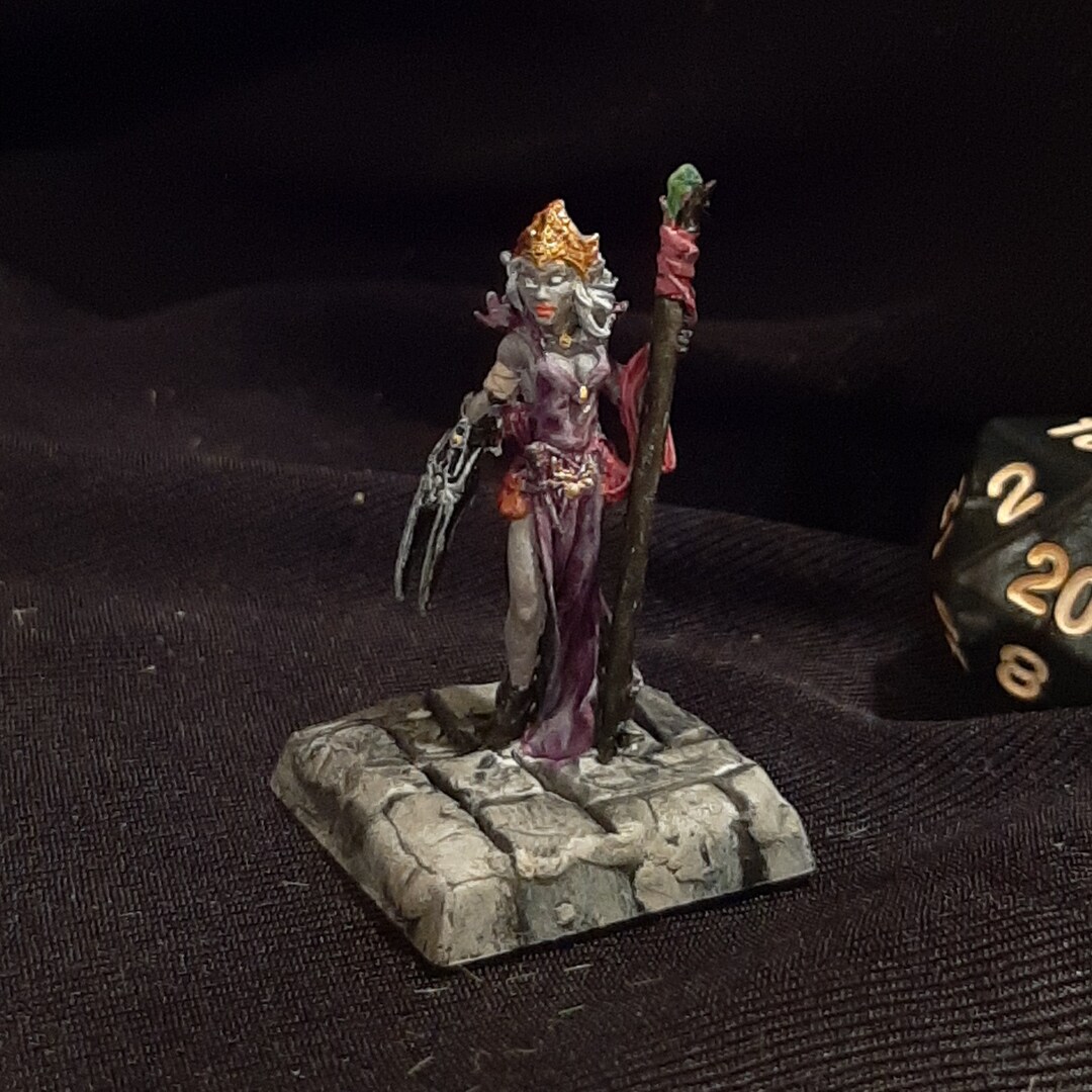 Dhalea Female Drow / Dark Elf 28mm Hand Painted Reaper Tabletop RPG ...