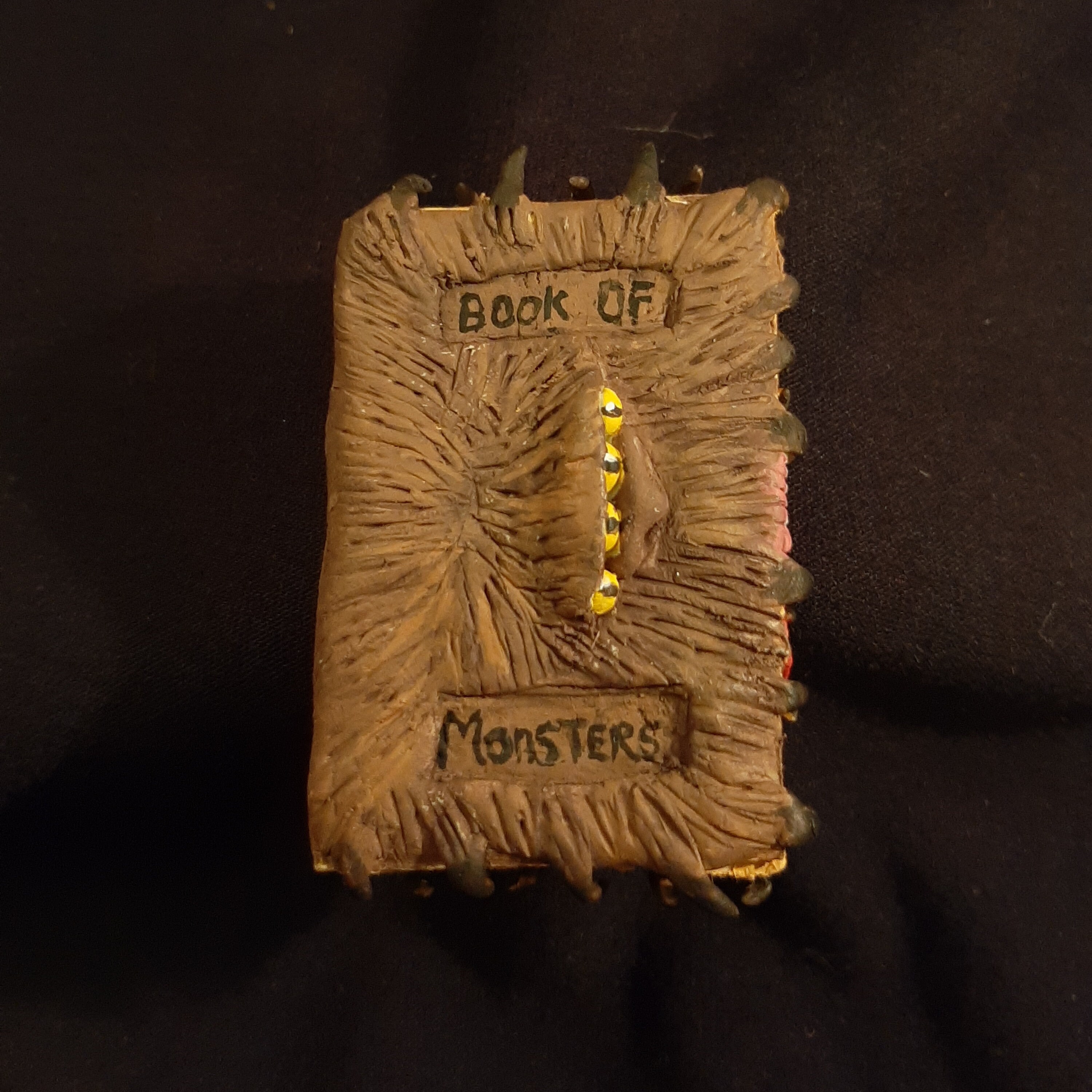 Mini monster book of monsters 2x1.5 inch Harry Potter - Etsy.de