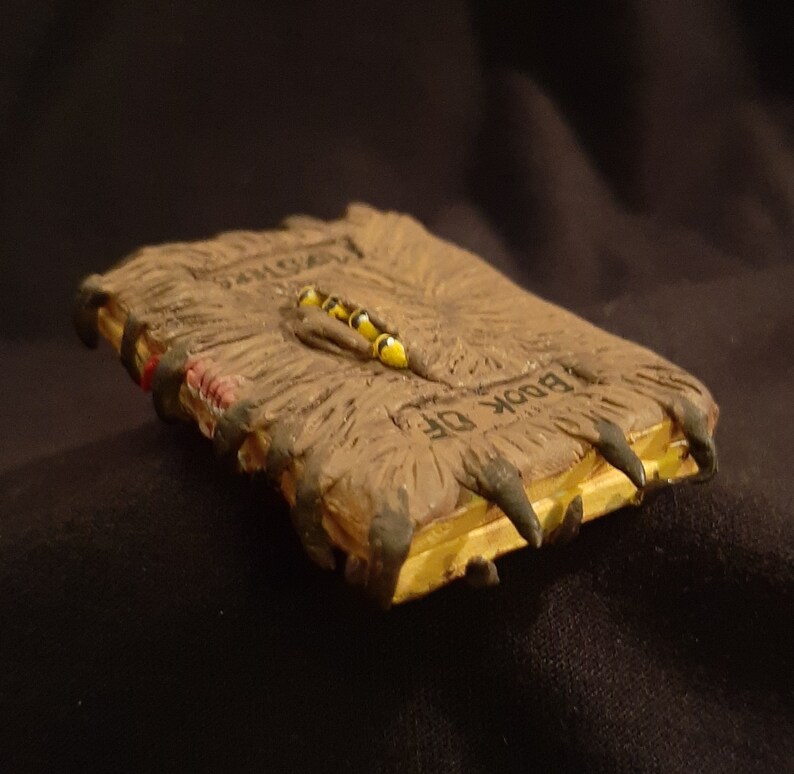 Mini monster book of monsters 2x1.5 inch Harry Potter - Etsy.de