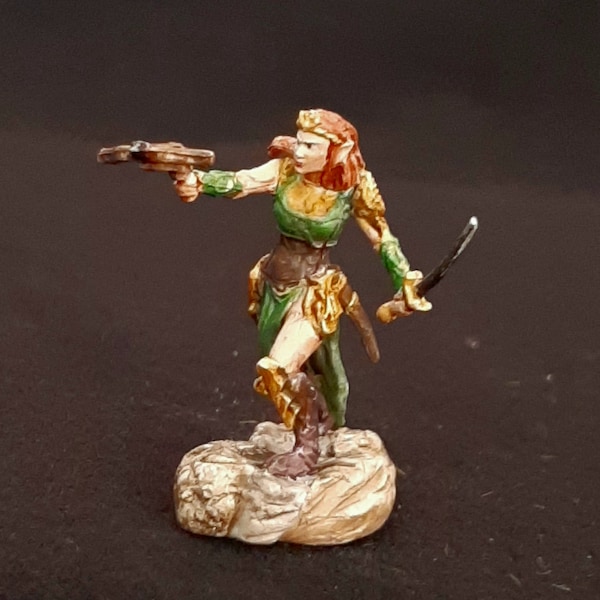 Female Elf With Crossbow Miniature - Etsy