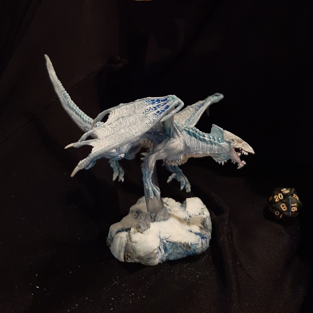 Young White Dragon Hand Painted 28mm Wizkids Rpg Miniature With Custom ...