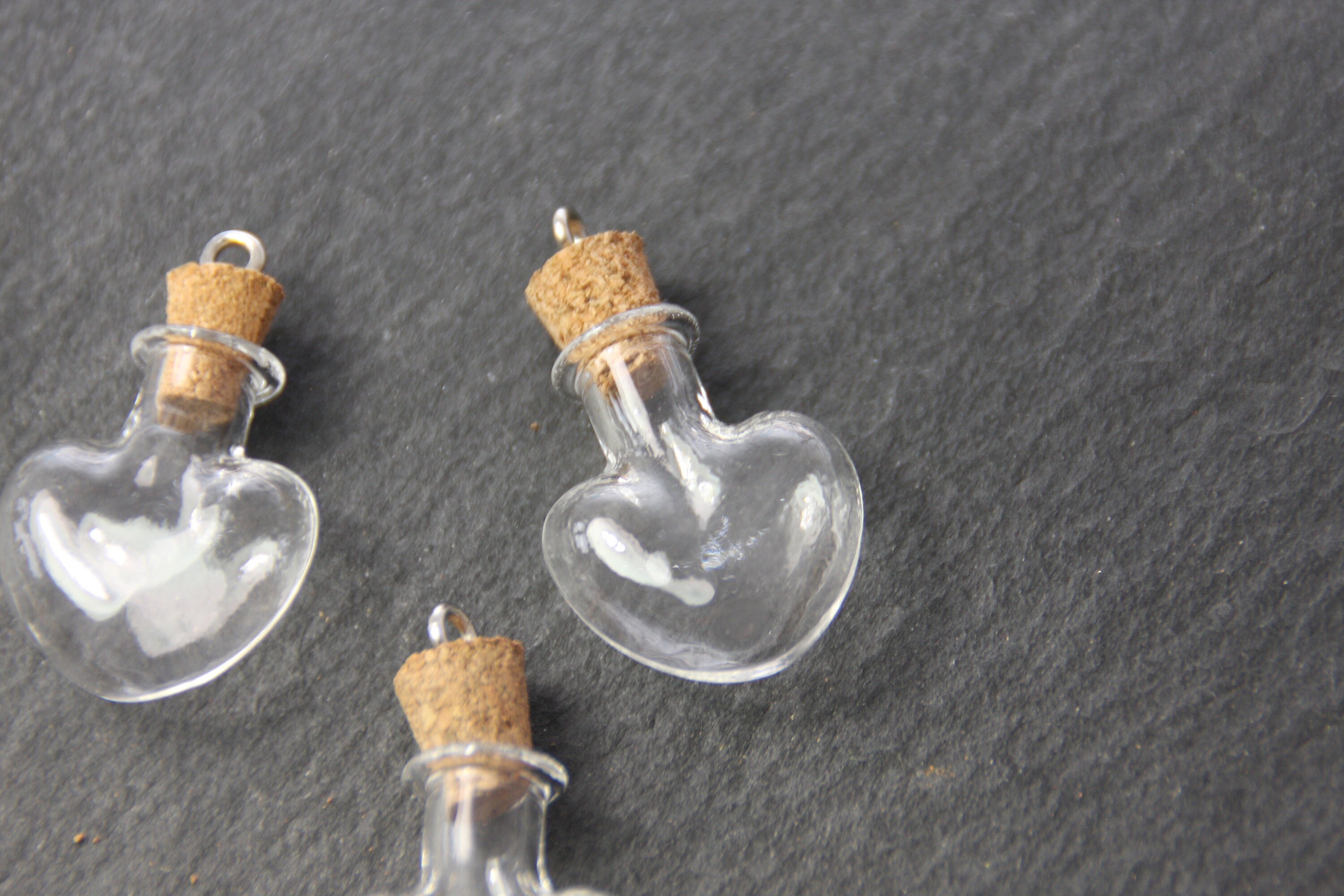 2 X Glass Vial Heart Shape With Cork Screw Eyelet - Etsy
