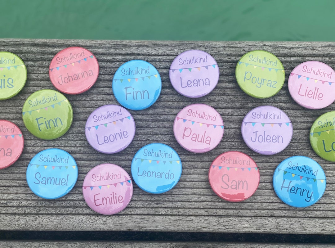 Doppelpack: 2 x Button Einschulung Schulkind Kindergarten / viele ...