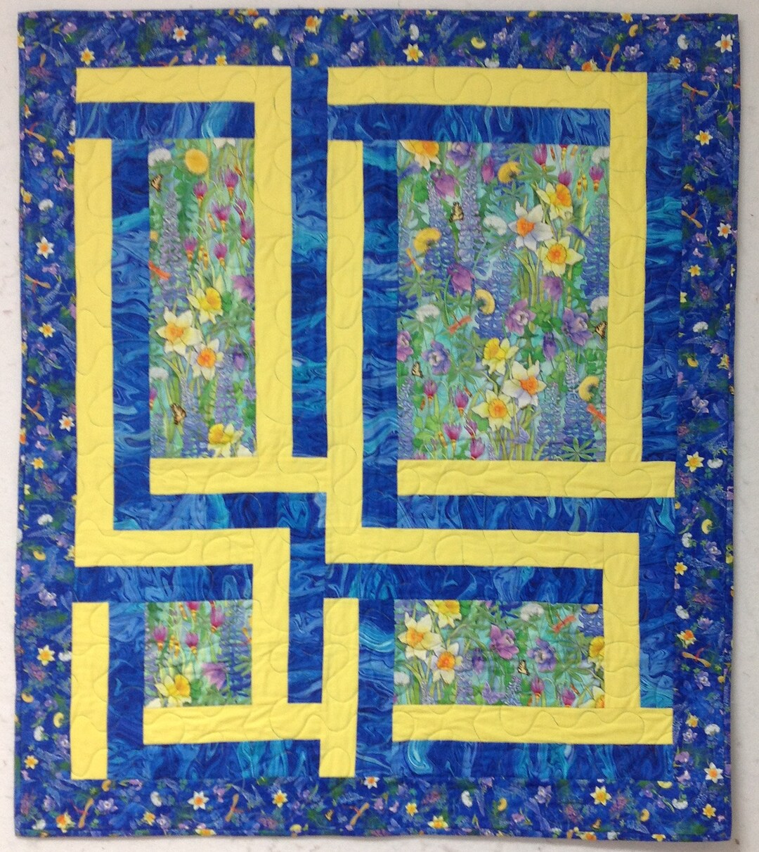 Spring Flowers Wall Hanging, Lap Quilt, Handmade Quilts, Home Decor ...