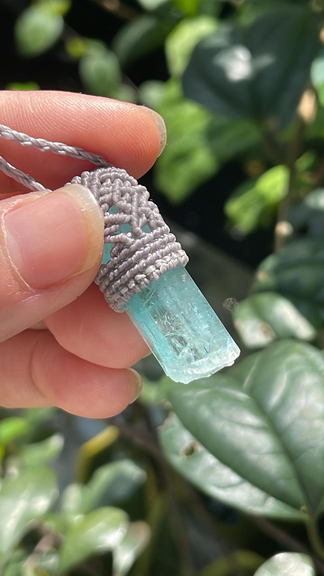 5.6gm Nigeria Vanadium Beryl Aka Emerald Macrame Necklace - Etsy