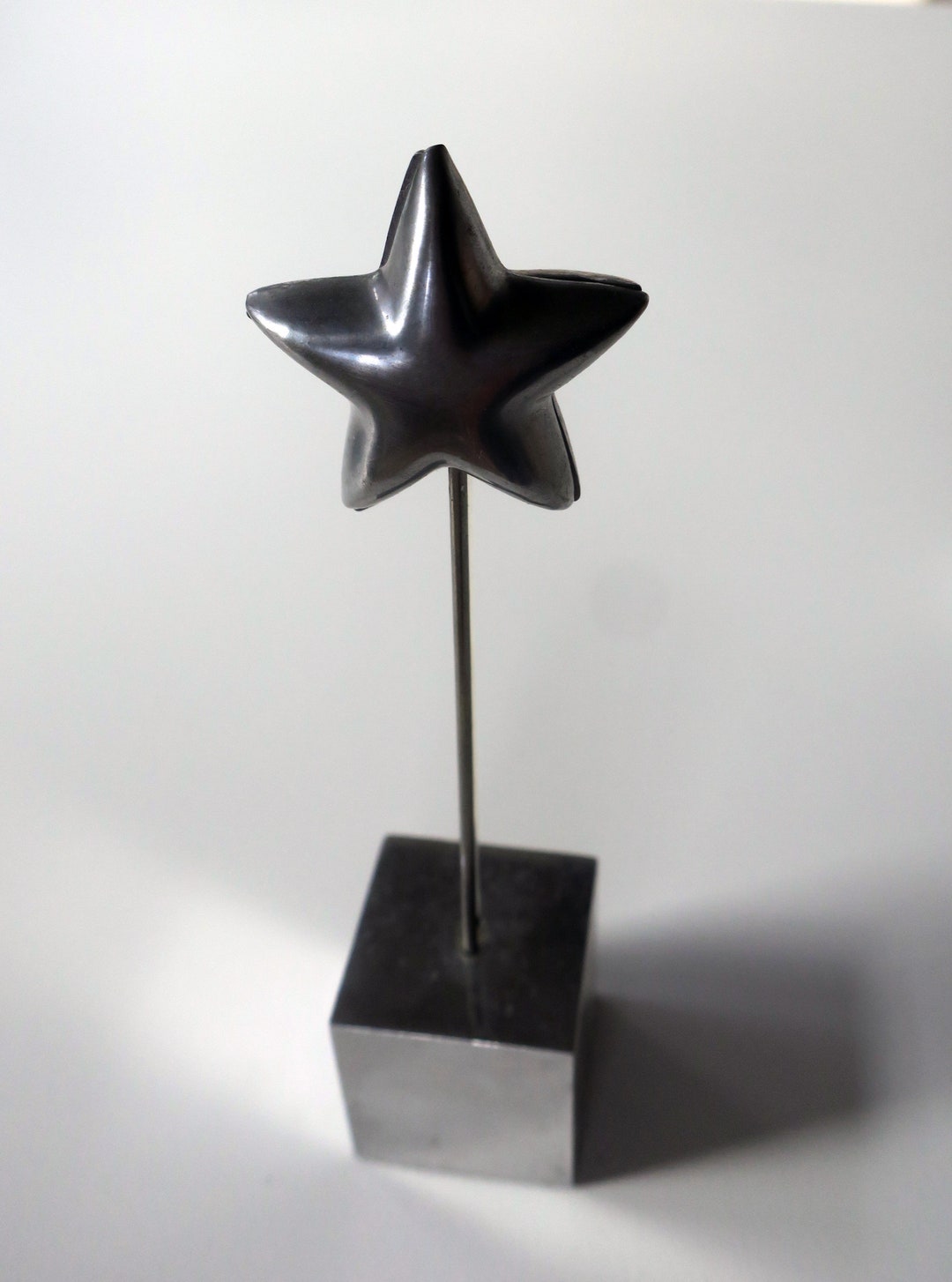 Vintage Metal Note Holder With Magnetism - Etsy UK