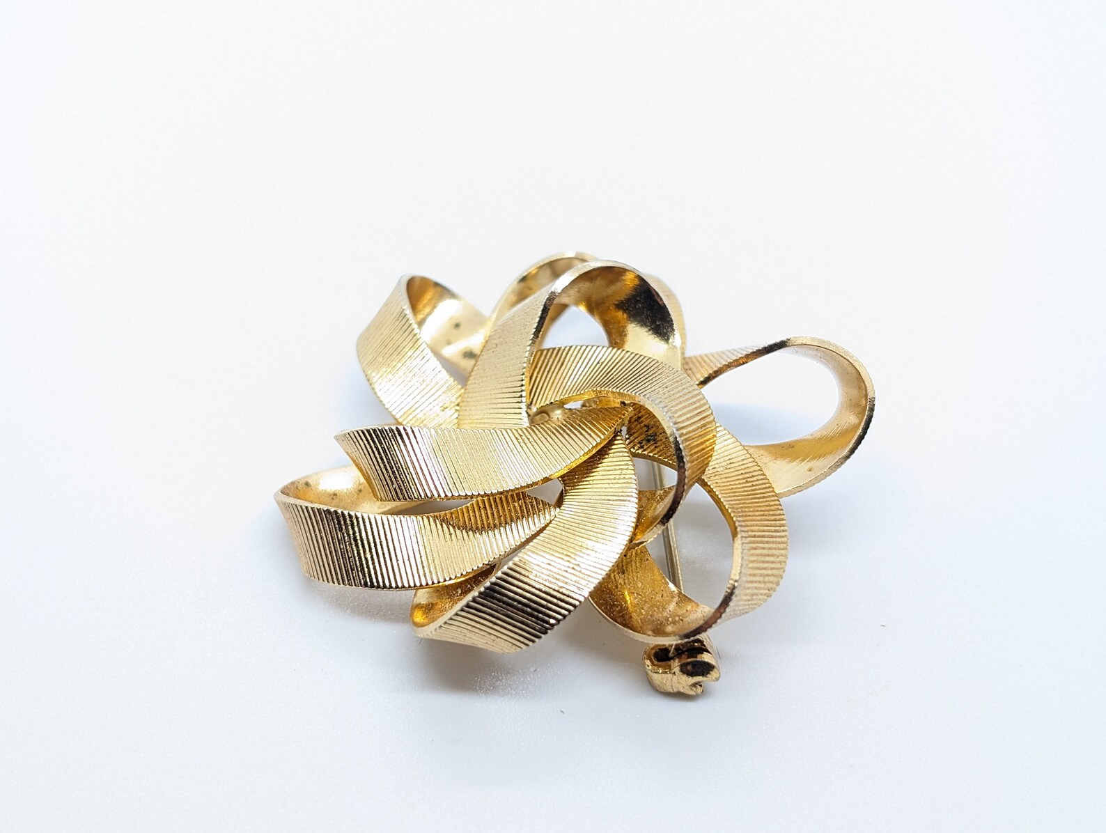 Grosse Germany Gold Tone Brooch 1965 Intertwined Design Rare Find - Etsy UK