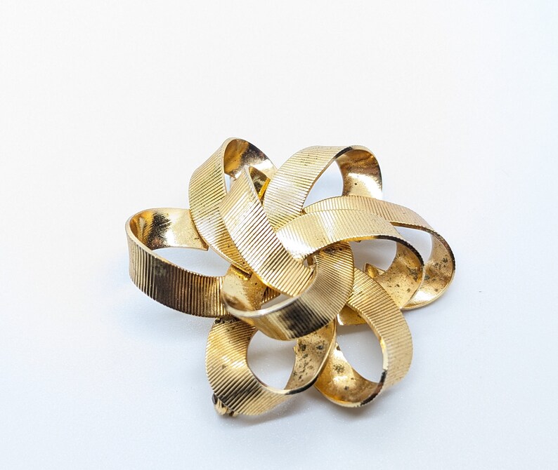 Grosse Germany Gold Tone Brooch 1965 Intertwined Design Rare Find - Etsy UK