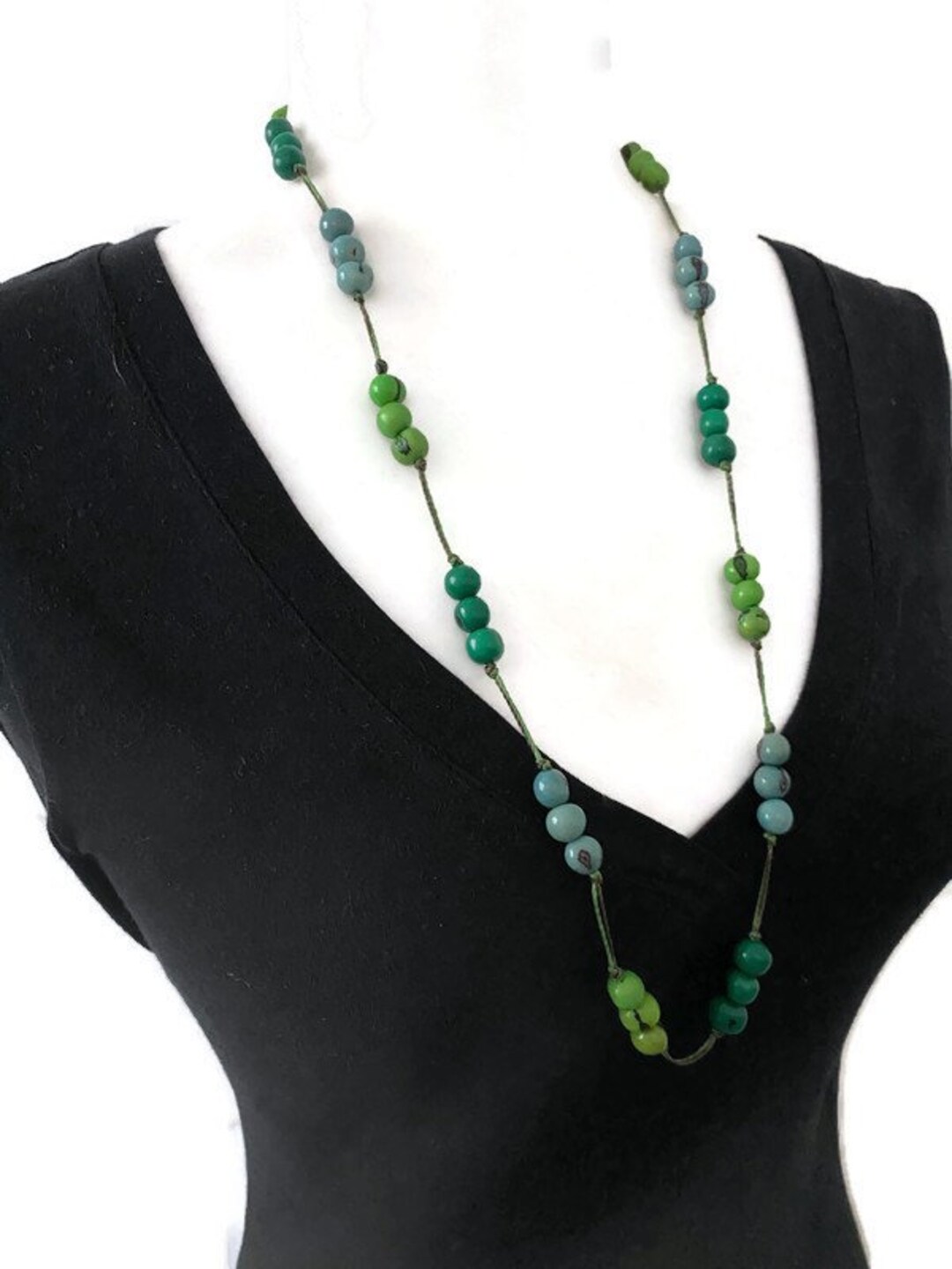 Açaí Necklace and Earrings in Blue. Green TAG635, Vegetable Ivory ...