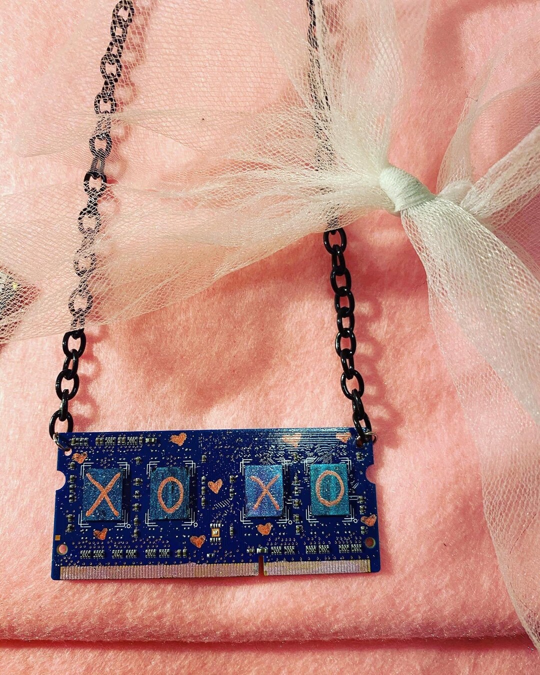 XOXO Cyber Kawaii Cyberpunk Jewelry Computer Chip Necklace Digital Love ...