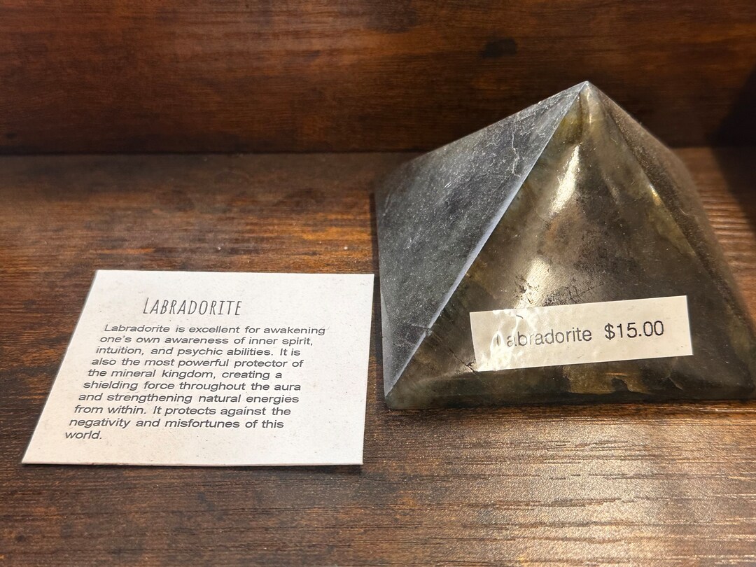 Labradorite Pyramid - Etsy
