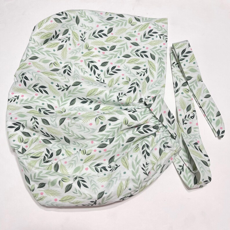 Jumbo Pony Scrub Cap: Sage Green Leaves, Satin Lining Option - Etsy UK