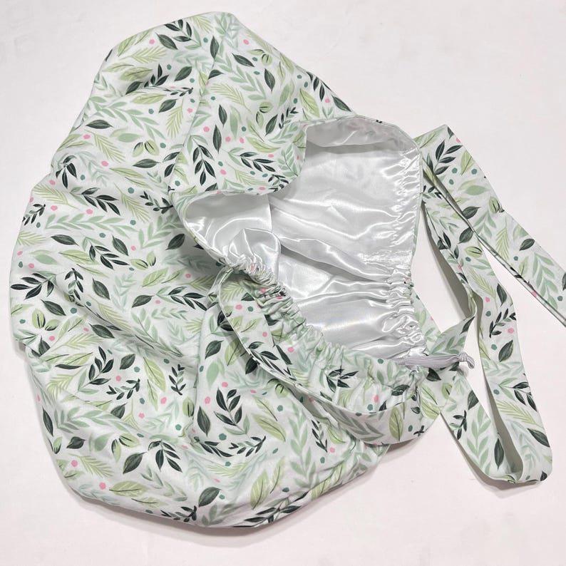 Jumbo Pony Scrub Cap: Sage Green Leaves, Satin Lining Option - Etsy UK