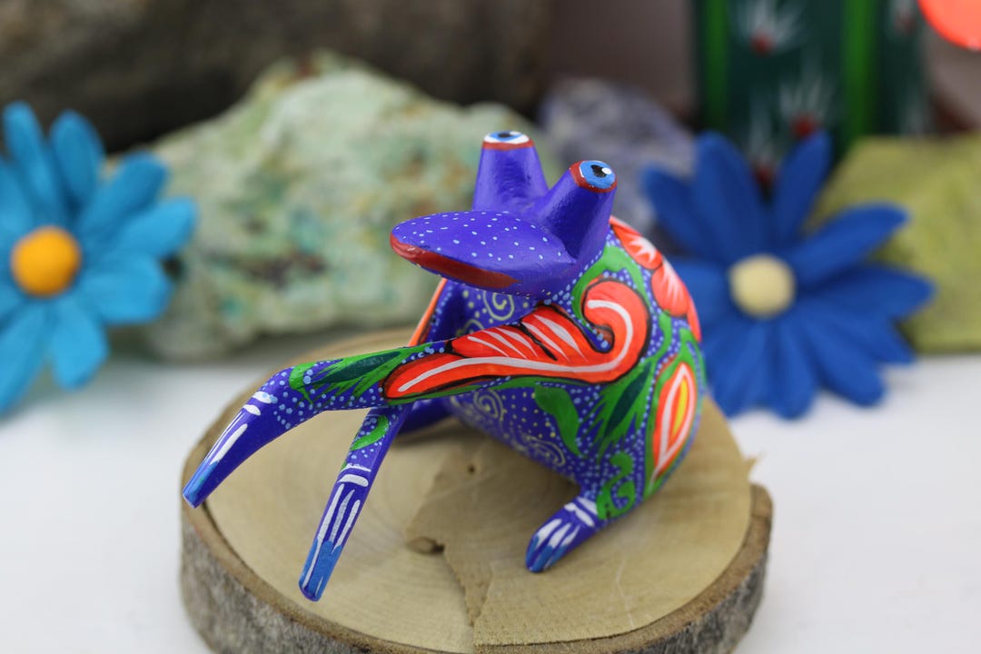 Frog alebrije Hand Carved and Painted by Oscar Carillo - Etsy