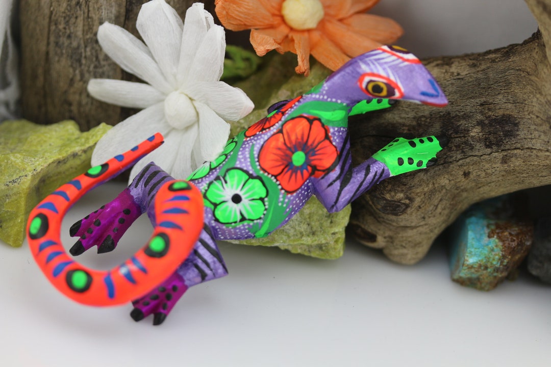 Gecko "alebrije" Hand Carved and Painted by Oscar Carillo - Etsy