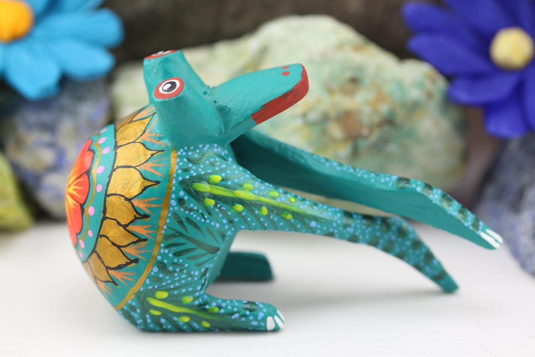 Frog "alebrije" Hand Carved and Painted by Oscar Carillo - Etsy