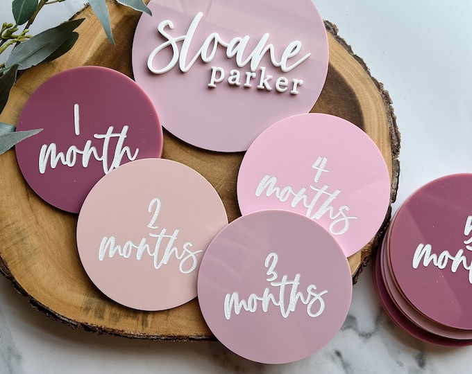 Mixed Colored Acrylic Milestone Cards for Baby Monthly Photos, Script ...