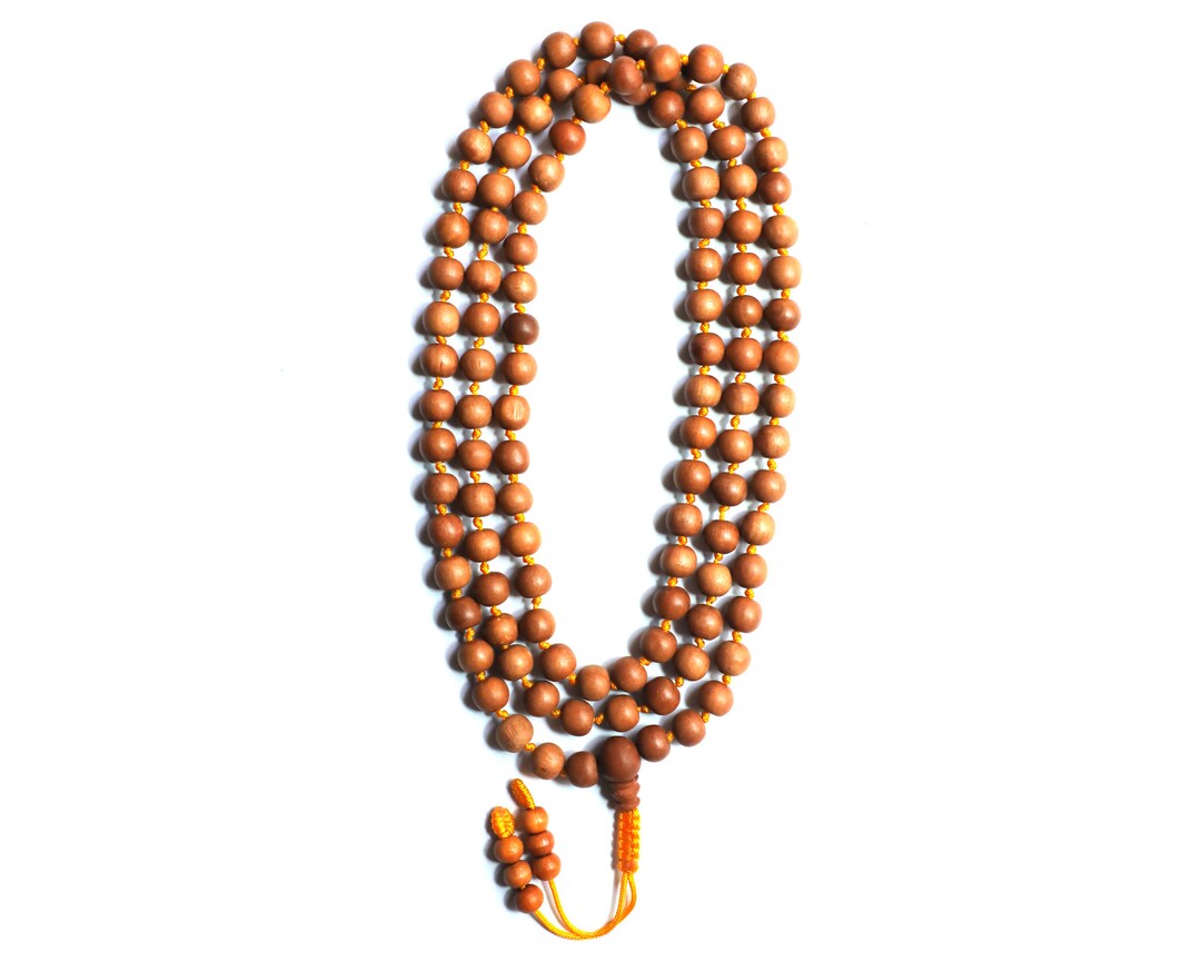 Best Quality Sandal Wood Buddhist Prayer Mala, Hand Knotted, 108 Beads ...