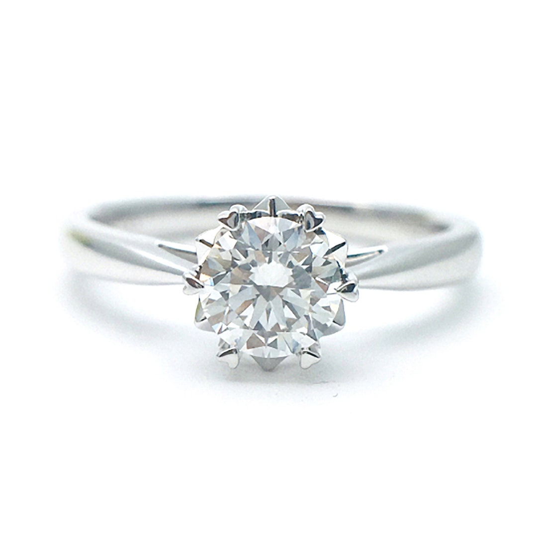 Moissanite Engagement Ring / Solitaire Moissanite Wedding Ring - Etsy