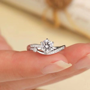 BYPASS WEDDING RING Modern Style Swirl Band Tiny Moissanite - Etsy