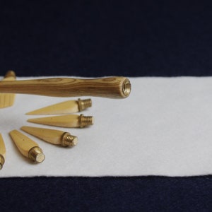 Bamboo Nib Set for Arabic Calligraphy - 1 Handle and 10 Screw on Nibs ...