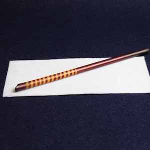 Traditional Reed Qalam Pen for Arabic Calligraphy - Painted Kamish Pen ...