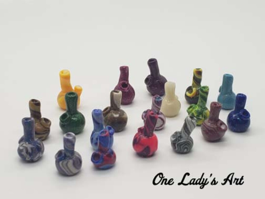 One Random Miniature 1/2 Inch Bongs ( for Charms or Dollhouse Display ...