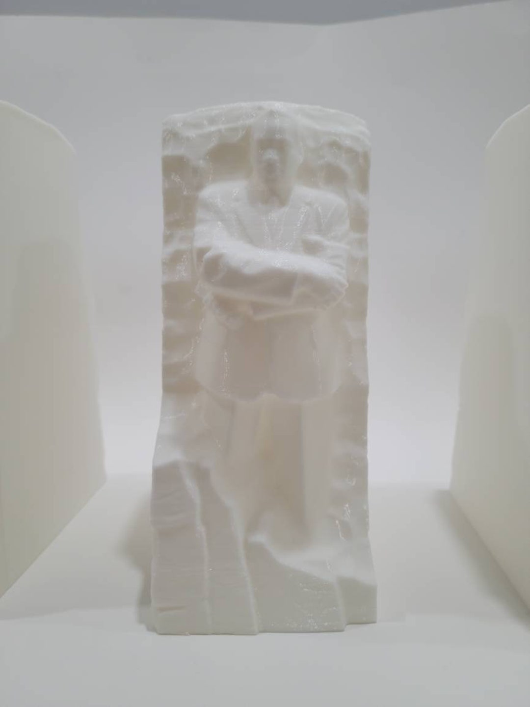 Dr. Martin Luther King Junior Monument Statue Replica Desk Ornament ...