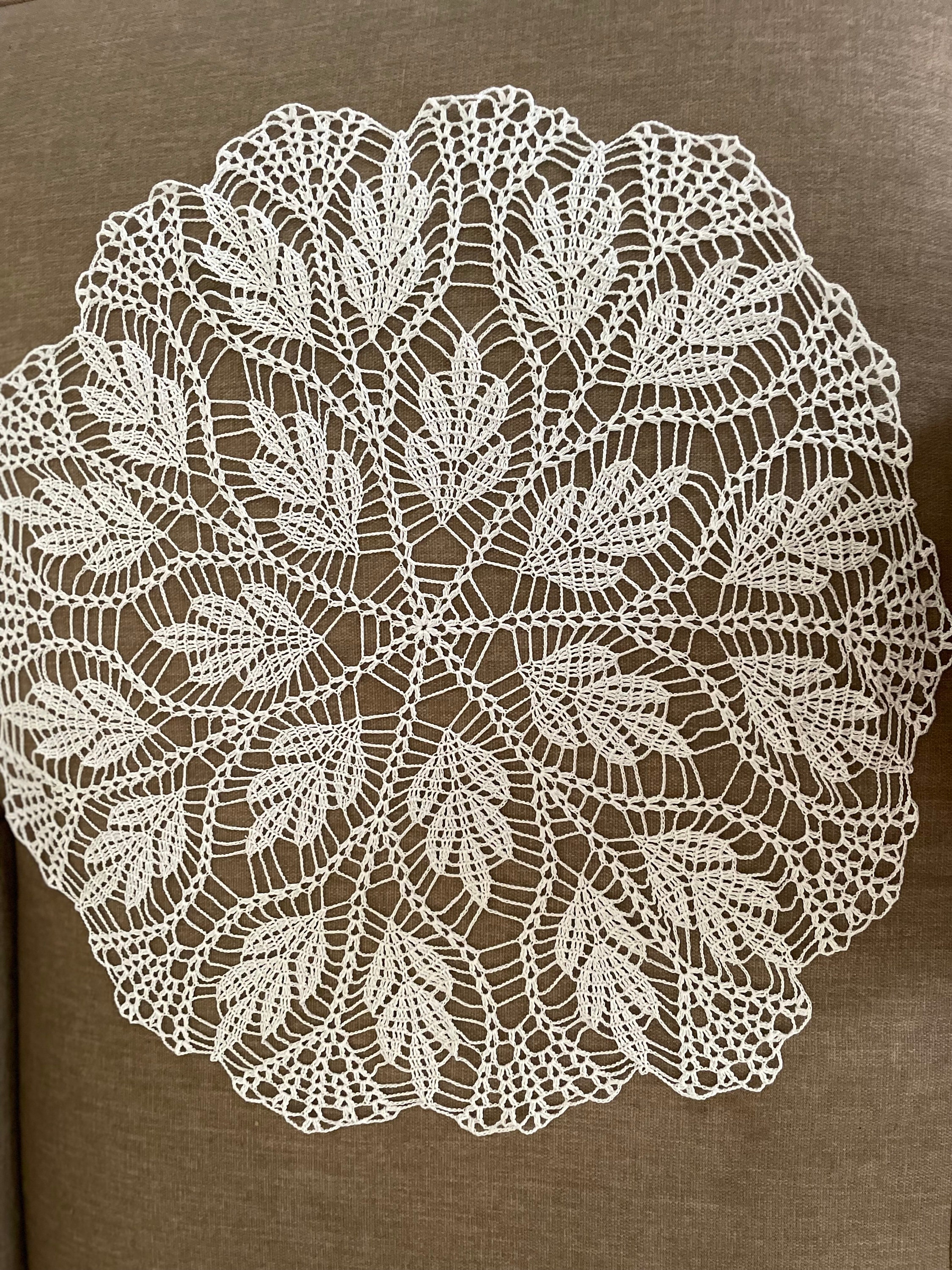 Extra Large Beautiful Doily With Leaf Motif - Etsy Canada