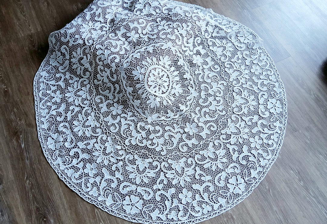 ANTIQUE: Macrame Romania, Noble, Ribbon Lace Handmade Tablecloth, White ...