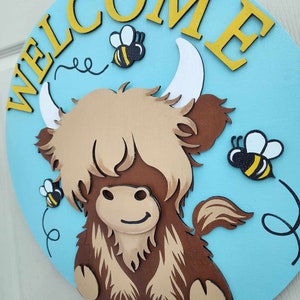 Highland Cow and Bee Welcome Door Hanger - Etsy