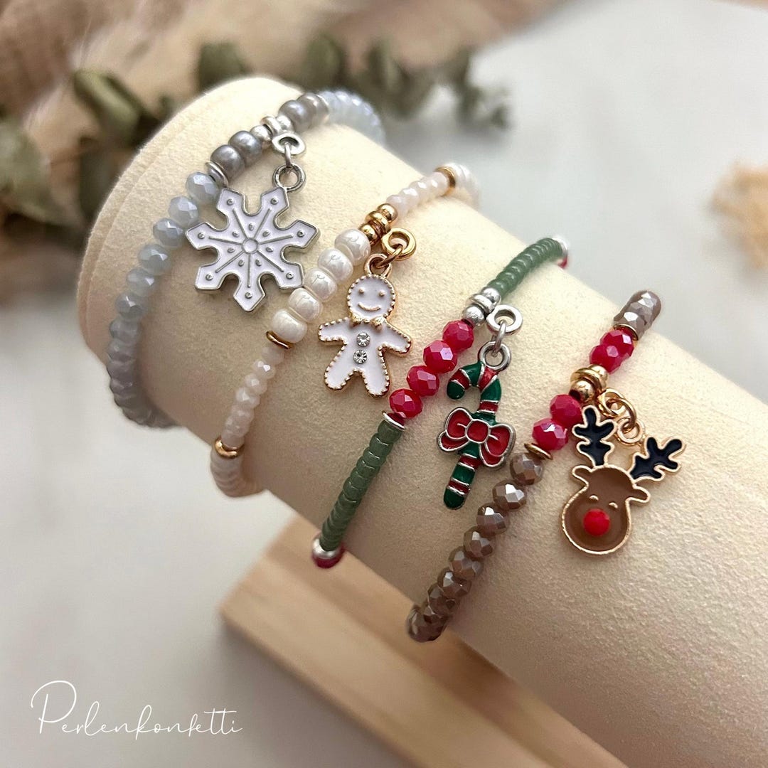 Christmas Pearl Bracelets With Pendant - Elegant and High-quality Pearl ...