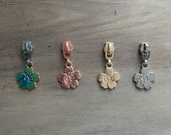 Size 3 Non-locking regular Zipper Pulls for Nylon Coil Zippers, Purse ...