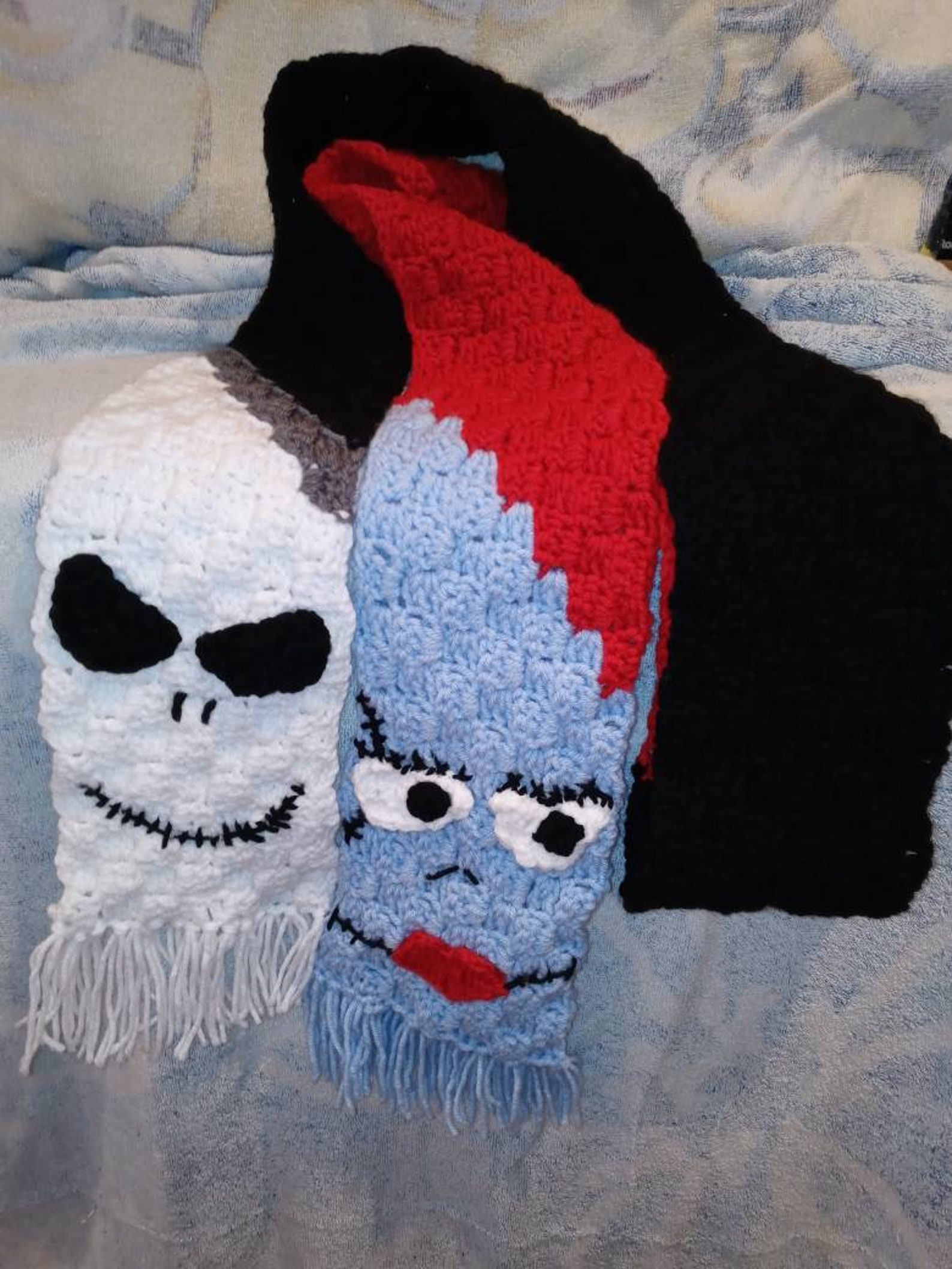 Crocheted NMBC Inspired Jack and Sally Scarf - Etsy