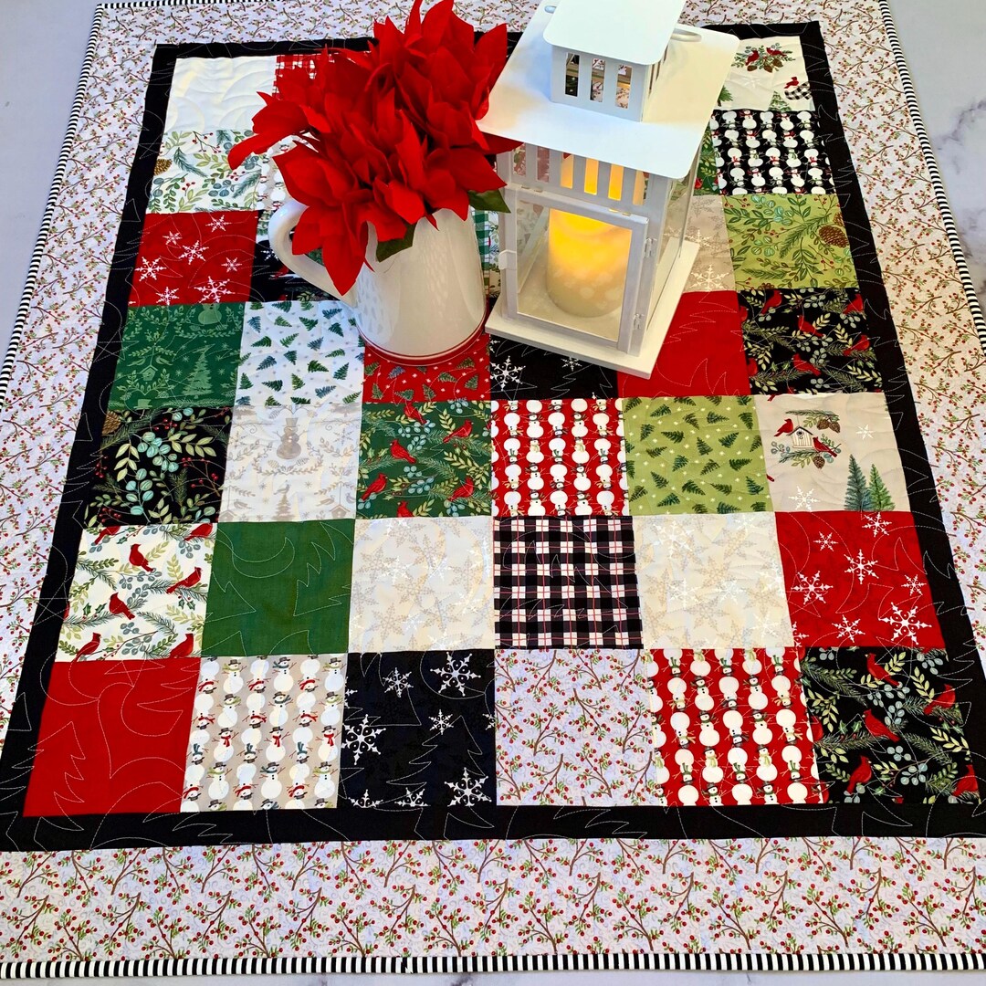 Handmade Patchwork Christmas Quilt: Holiday Home Decorating, Cardinals ...