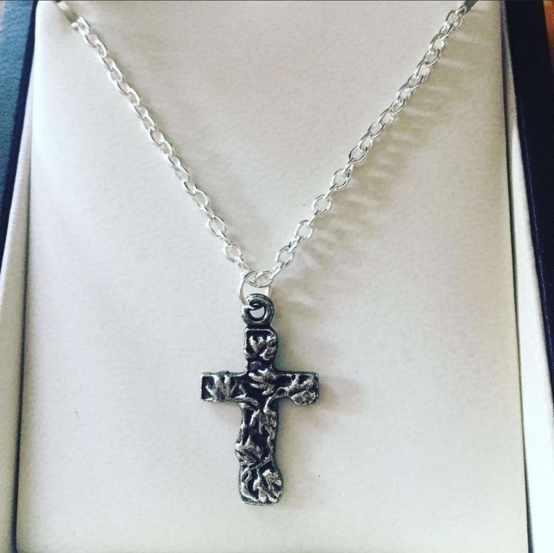 Rustic Cross Necklace – Vintage-style Christian Cross Pendant ...