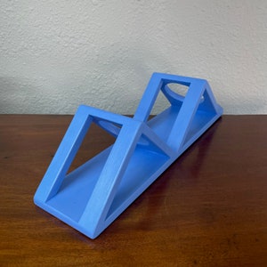 Periwinkle Wall Planter, Solid Wood Succulent or Herb Planter, Vertical ...