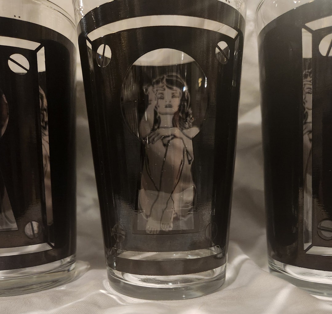 Black Peek-a-boo Keyhole Drinking Glasses Set of 5 - Etsy