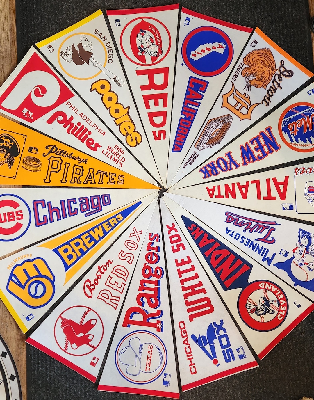 24 Vintage Major League Baseball Pennants - Etsy