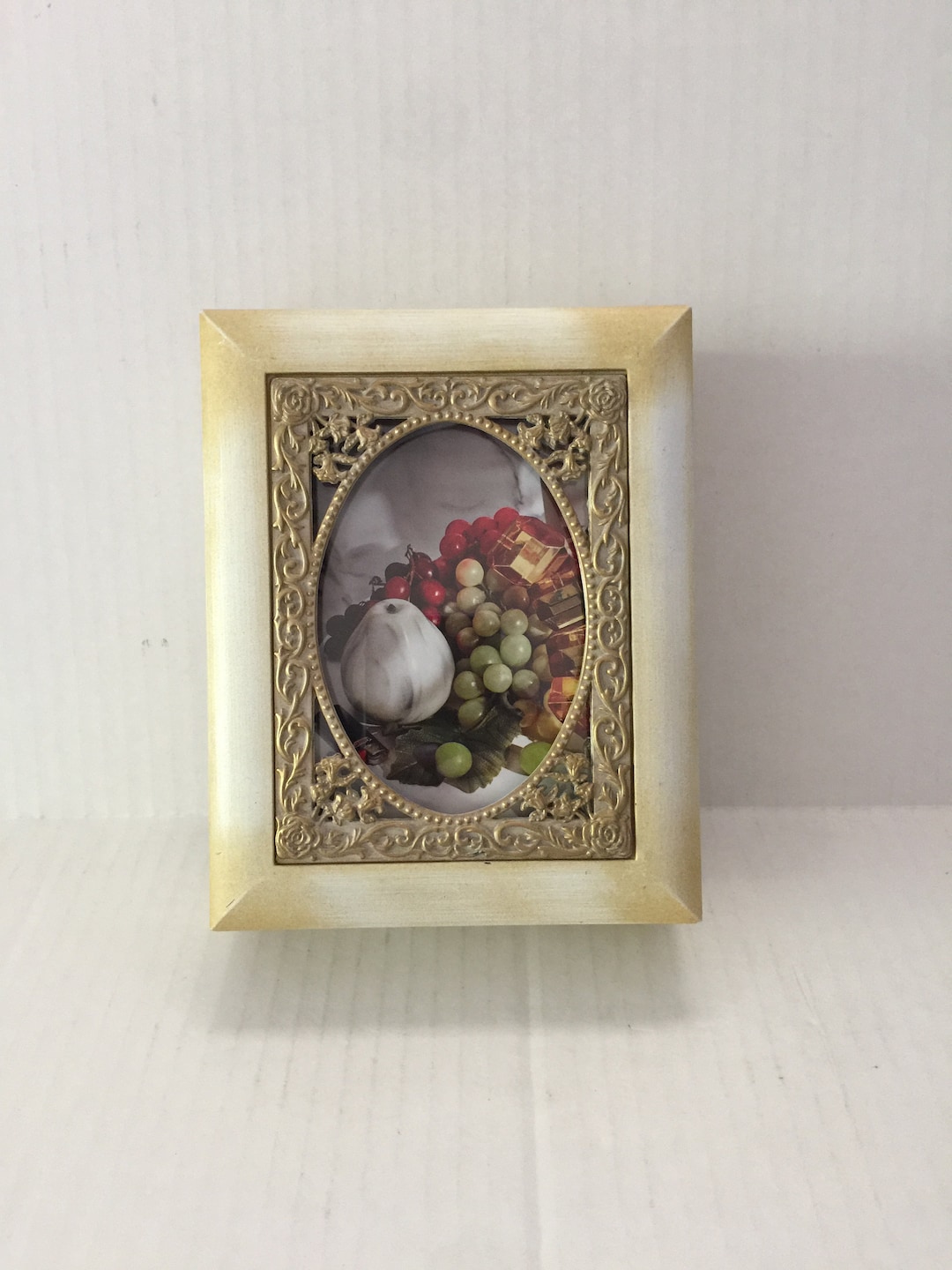 Vintage Hinged Resin Photo Frame Box - Etsy