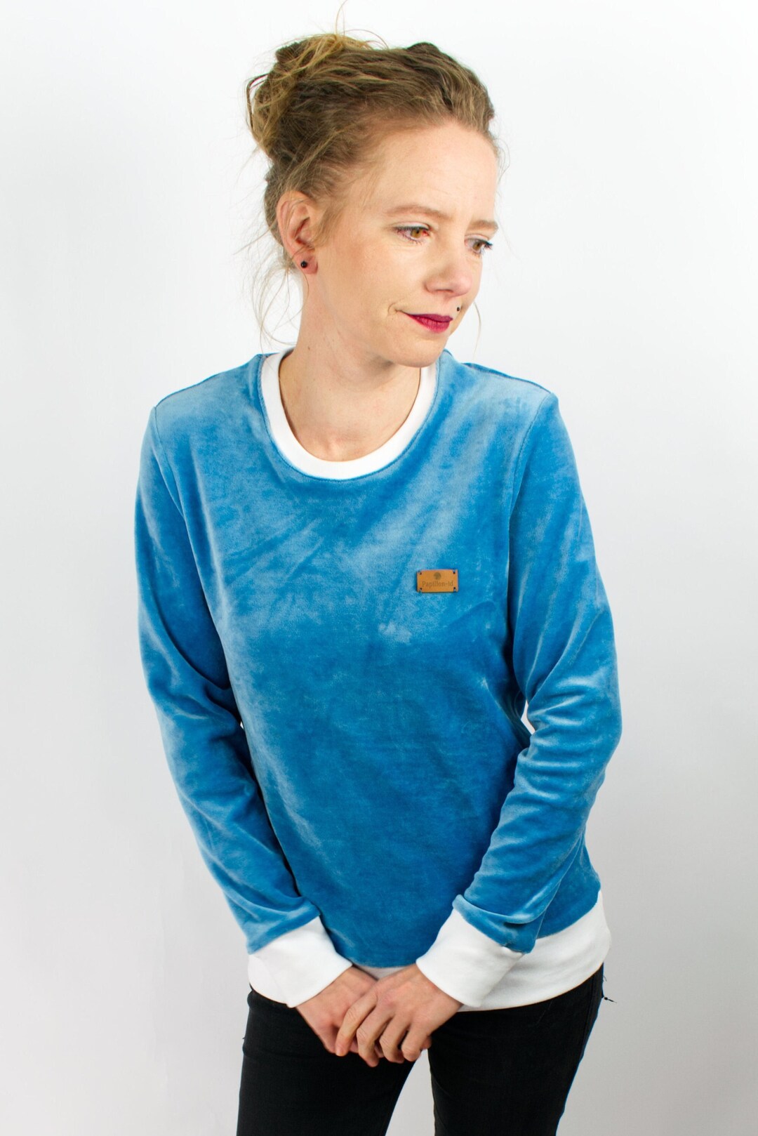 Pullover Nicki 02 hellblau, Rundhalsausschnitt, Samtpullover - Etsy.de