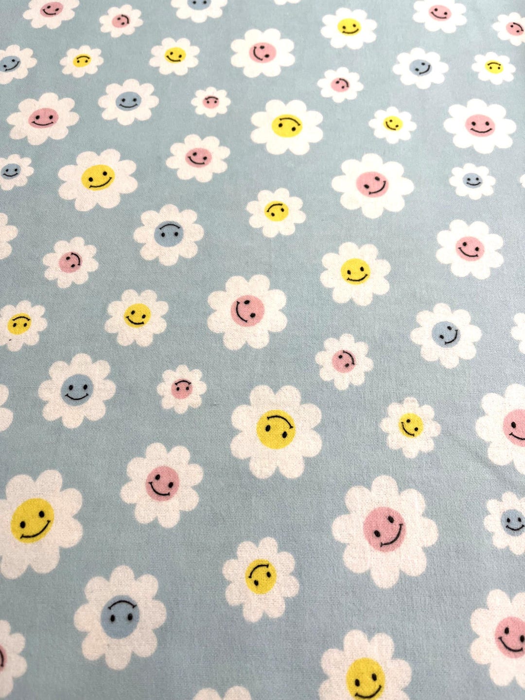 Super Snuggle Cotton Flannel Happy Face Daisies on Blue Fabric ~ 100% ...