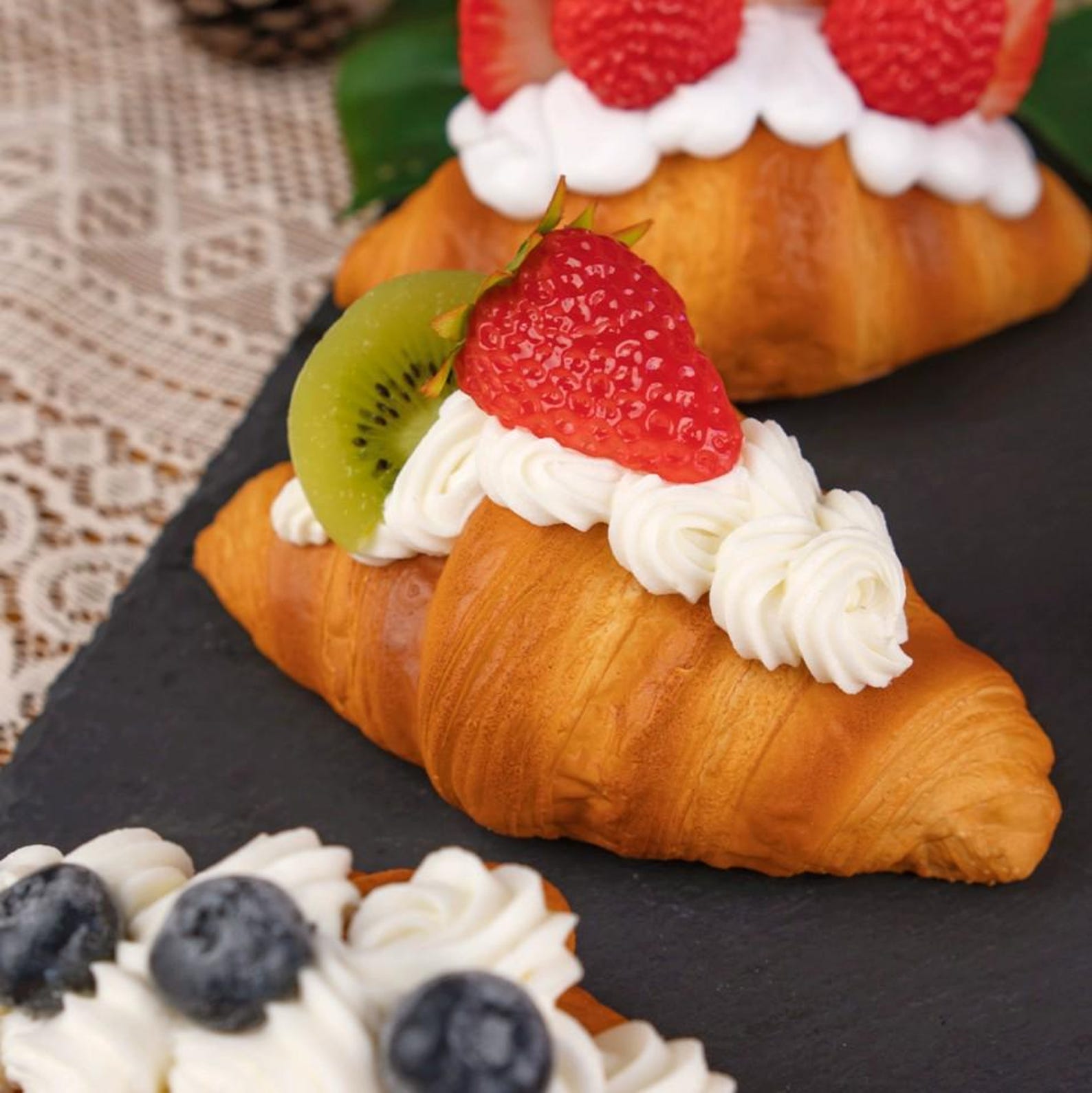 Fake Fruit Cream Croissant,simulated Strawberry Blueberries Cake Bread ...